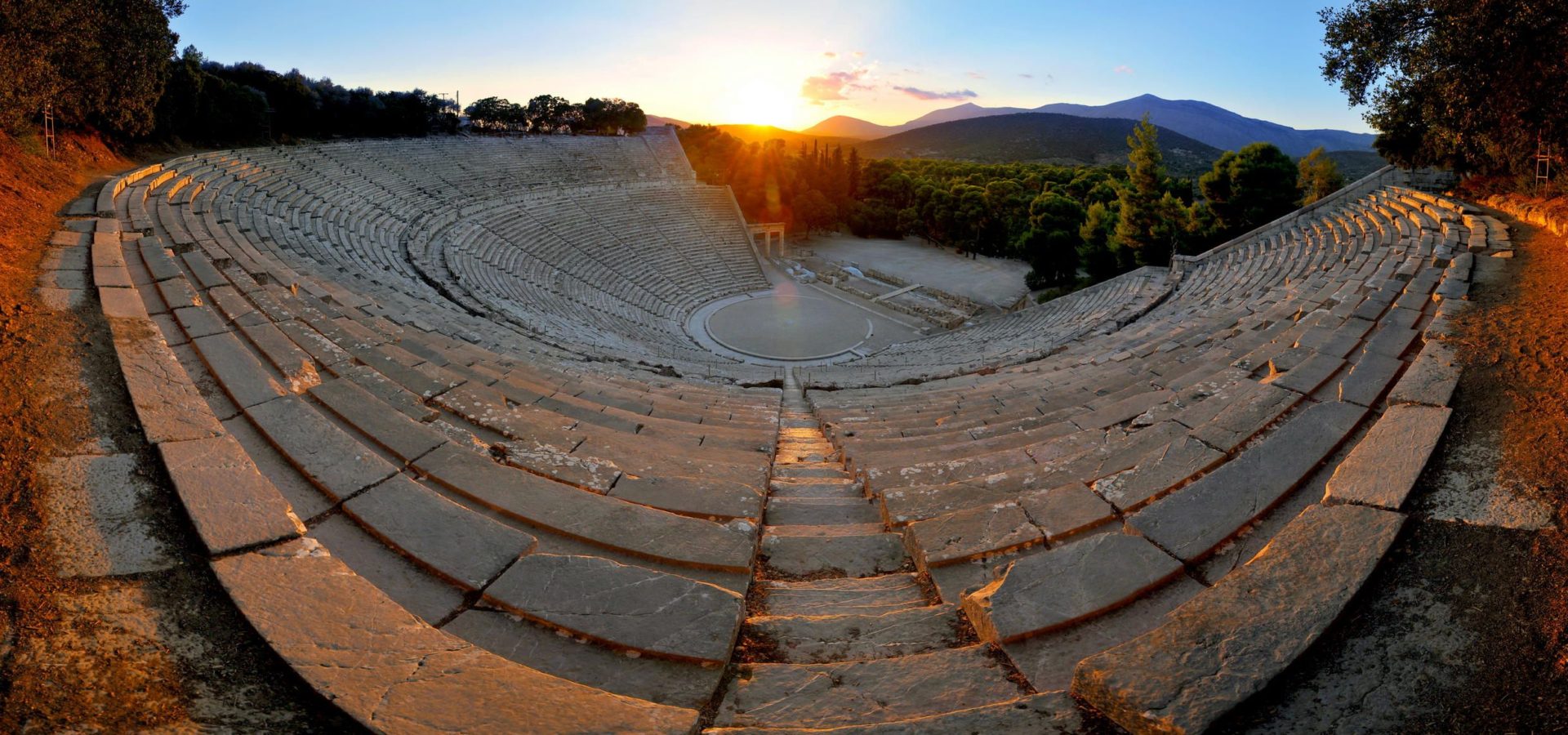 Το Αρχαίο Θέατρο της Επιδαύρου - Ένας θησαυρός της αρχαίας Ελληνικής ...